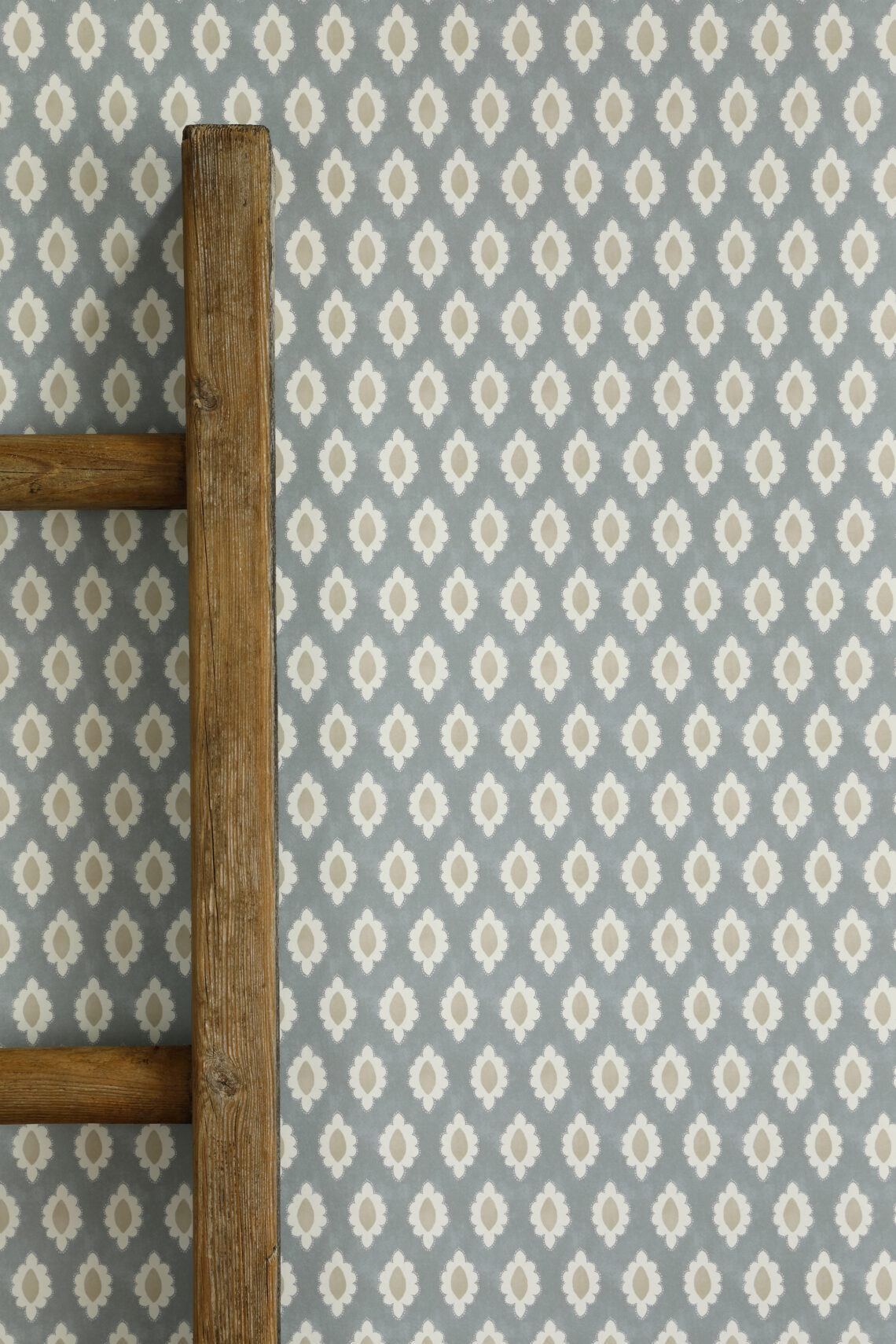 Ida SMALL Wallpaper Rain + Fawn - Peony & Sage